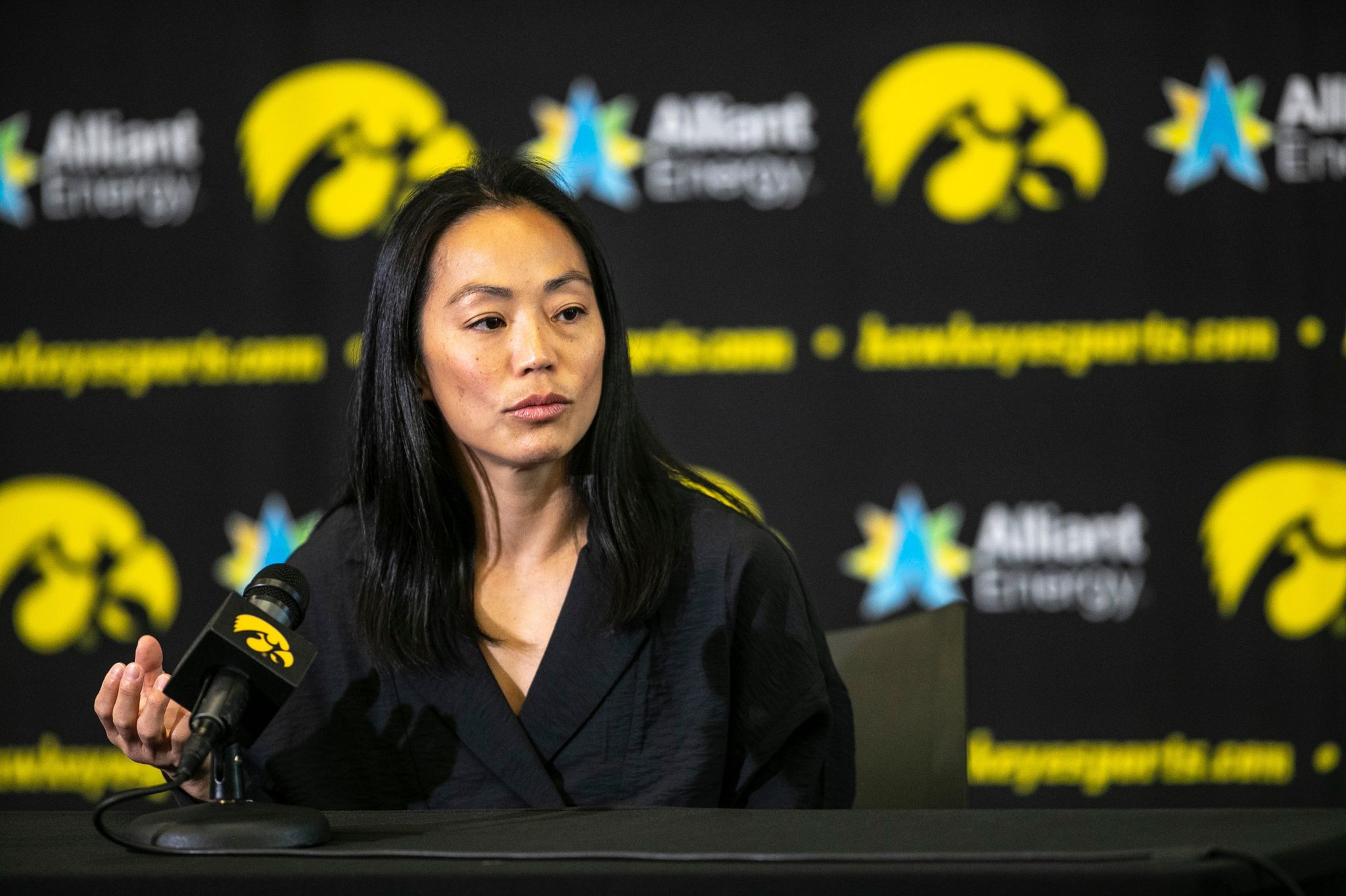 Women's college wrestling achieves major milestone with first NCAA ...