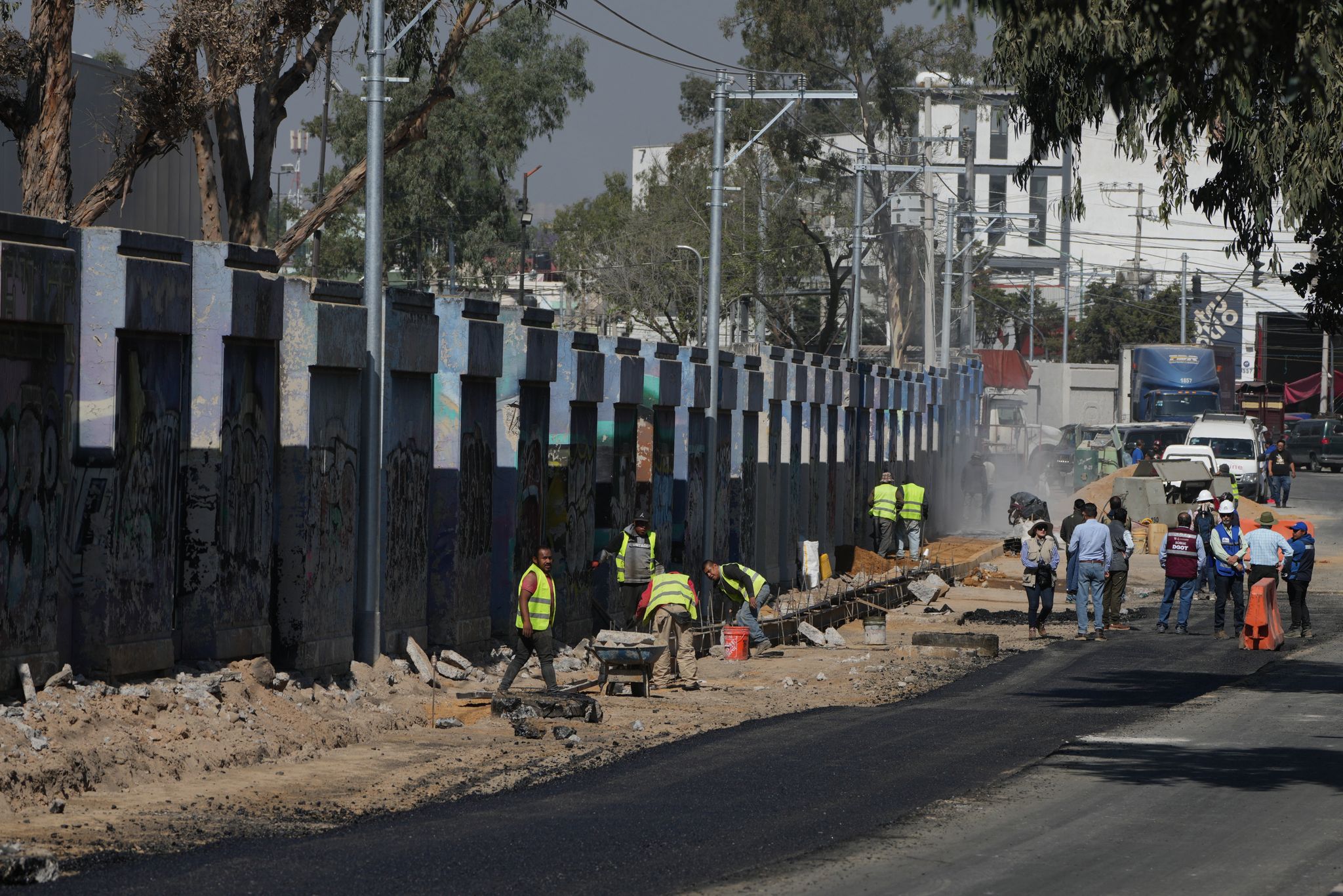 Rubble and cranes at Azteca as workers race for March 28 reopening ...
