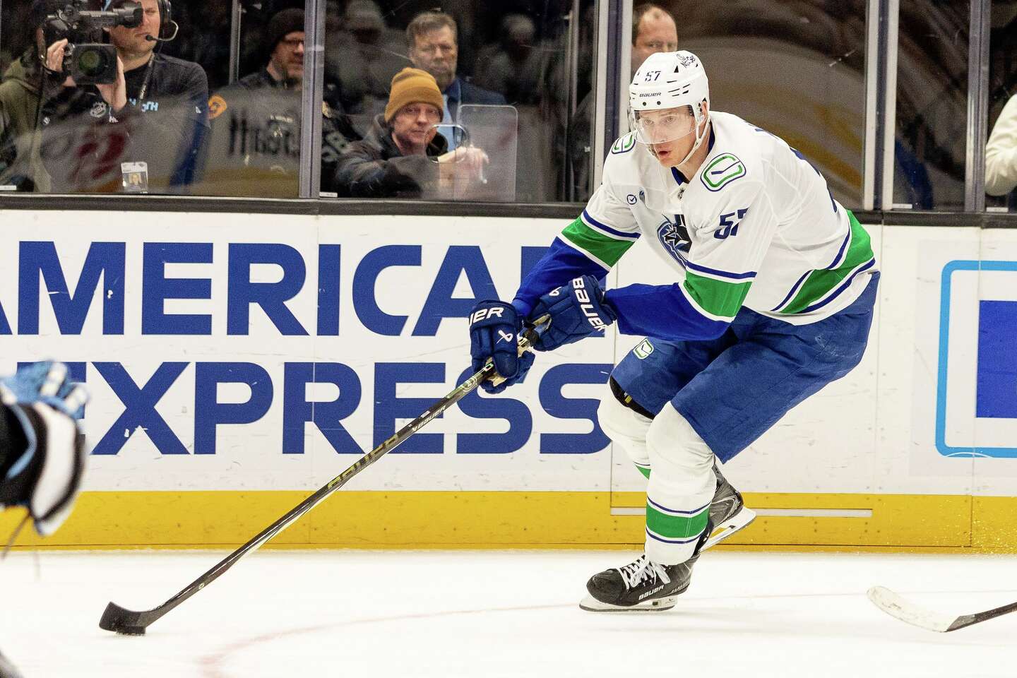 Dallas Stars acquire defenseman Tyler Myers from Canucks, reports say