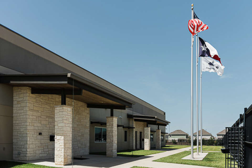 Texas Bullion Depository goes for the gold, winds up in court