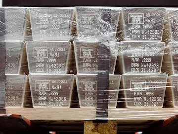 Texas Bullion Depository goes for the gold, winds up in court