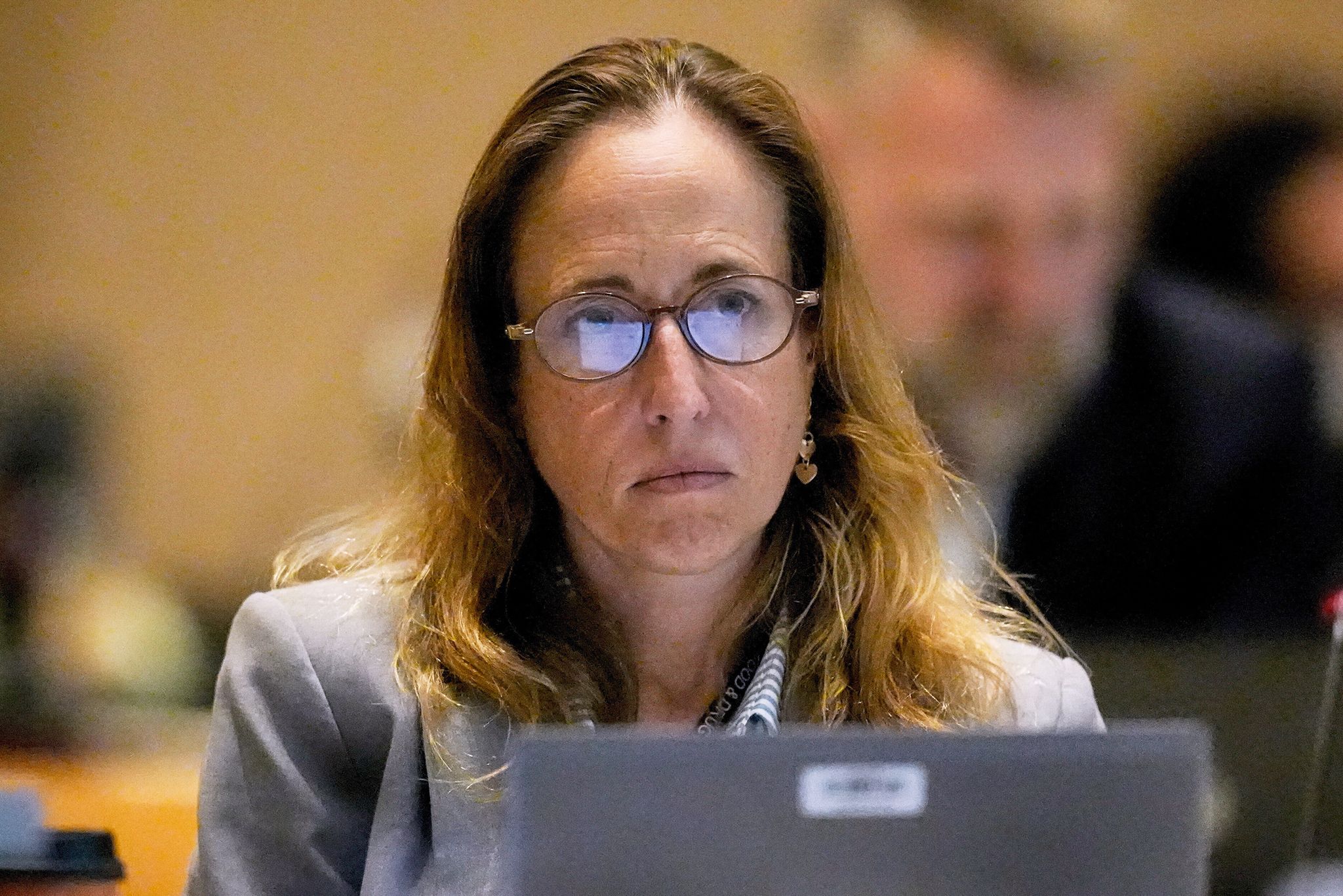 Alta funcionaria de la FDA impulsa petición de advertencias sobre ...