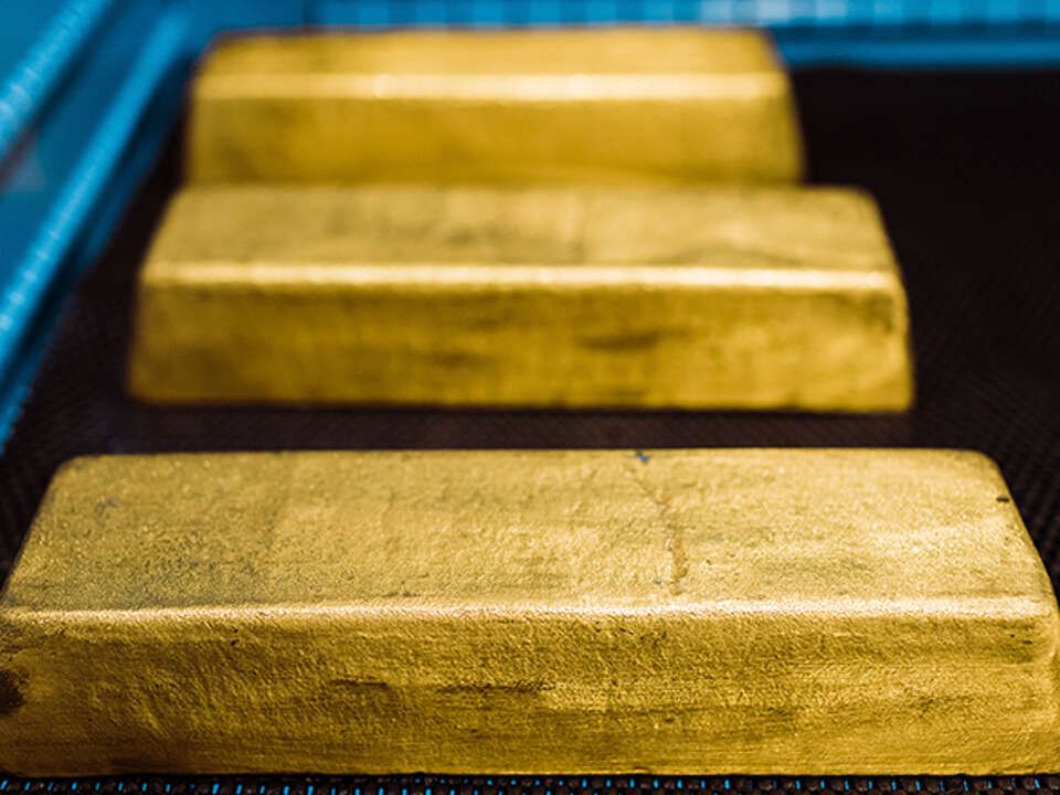 Texas Bullion Depository goes for the gold, winds up in court