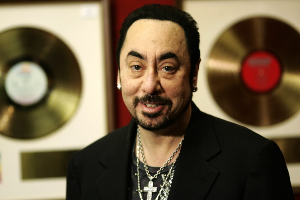 Murió David Gest, ex marido de Liza Minelli