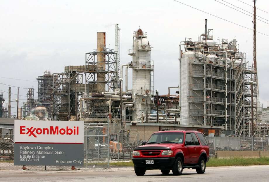 Suit demands Exxon Mobil reduce emissions at Baytown refinery - San ...
