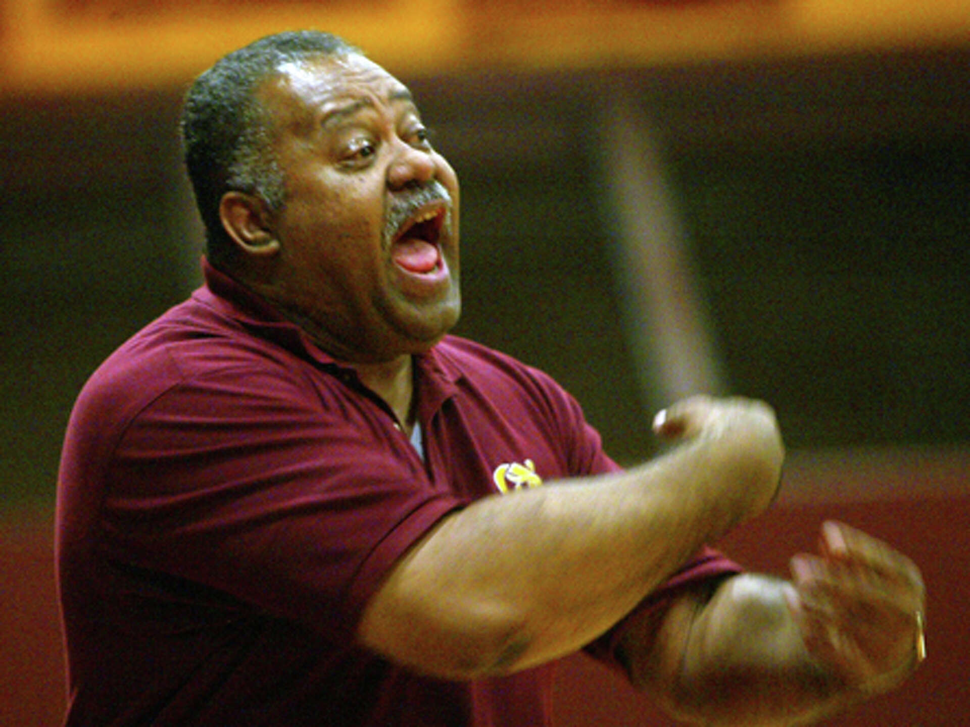 O'Dea basketball coach Lumpkin dead at 57