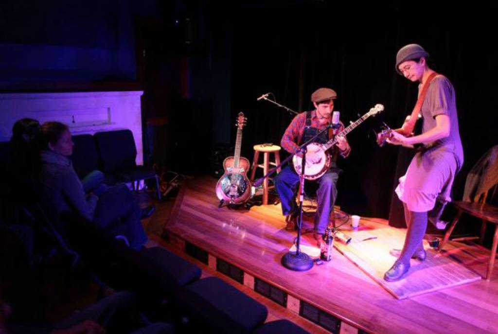 North Seattle acoustic music venue draws Grammy winners, locals