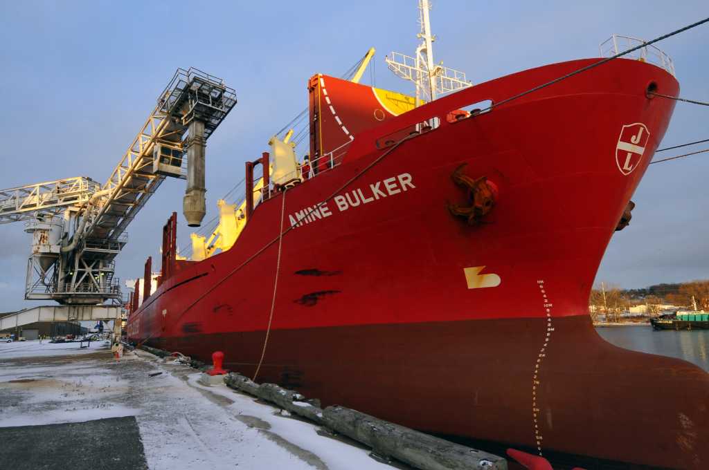 Russia grain drain boosts port