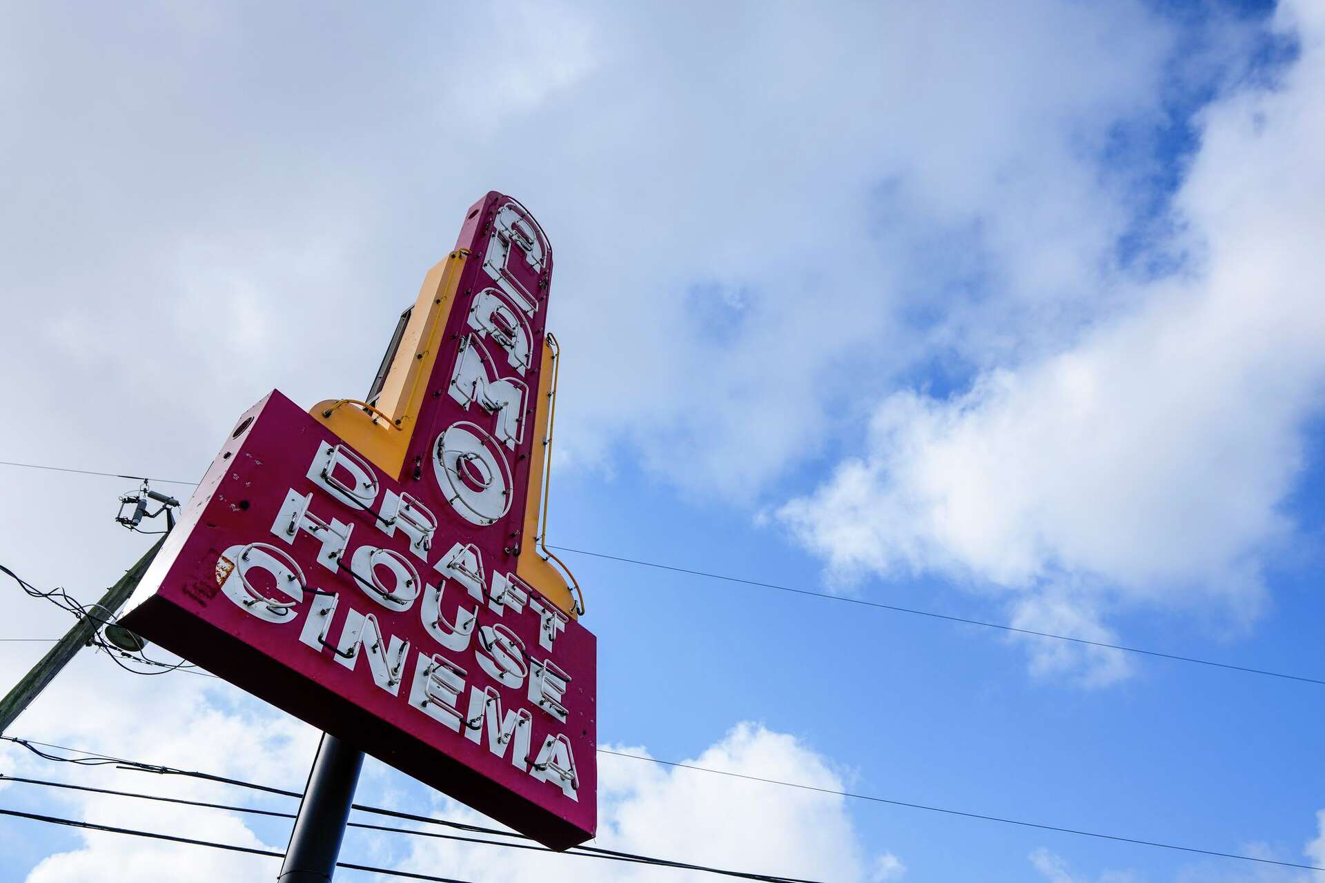Gilley's sign to add vintage vibe to upcoming Crosby music venue
