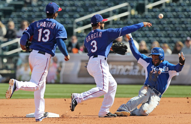 Photos: Nelson Cruz visits Cookie Lady, Jurickson Profar runs the bases ...