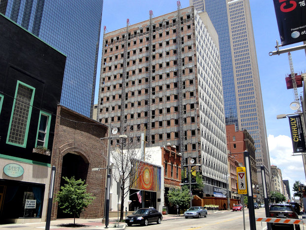 The Praetorian Building to come down not with a bang but with a whimper ...