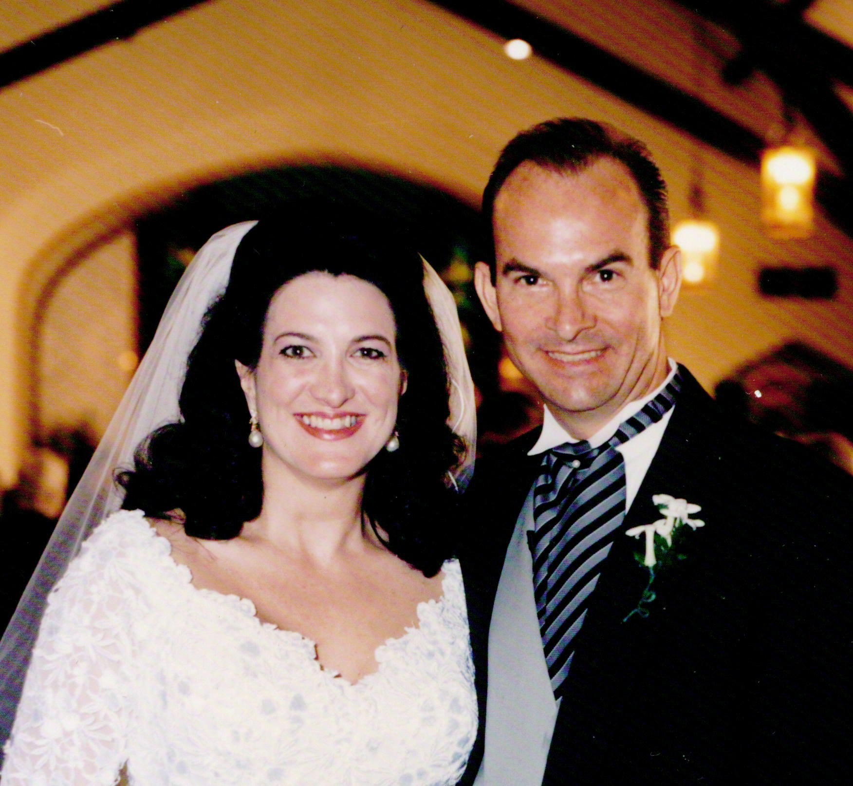 Fatal short-circuiting of a power couple