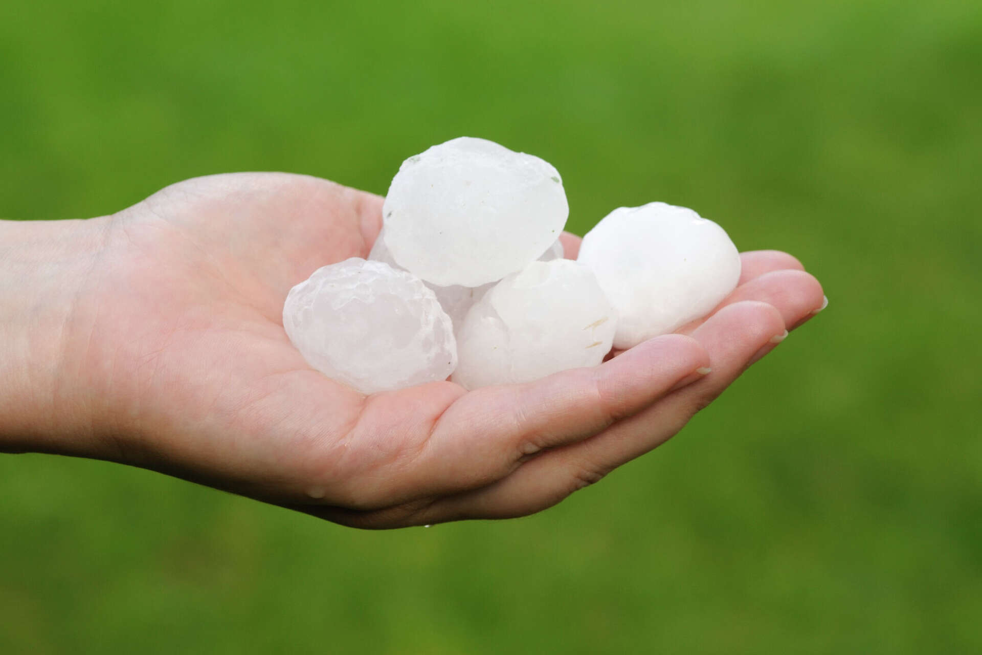 Large hail, severe storms threaten Texas as cold front stalls