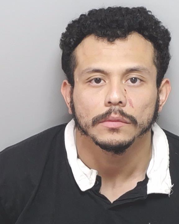 Man arrested after one dead, one injured in San Antonio shooting