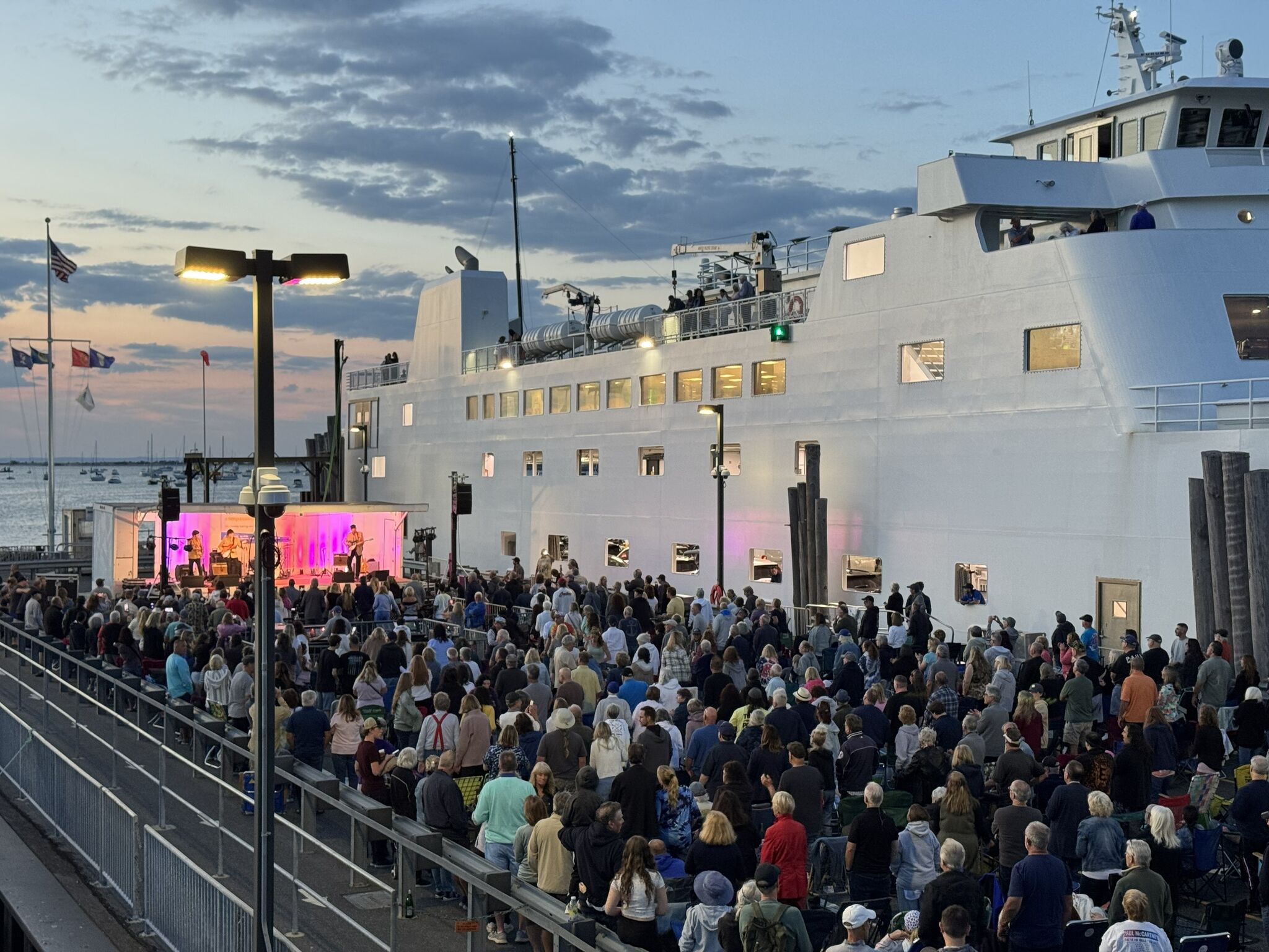 Bridgeport ferry company wants to launch summer concerts