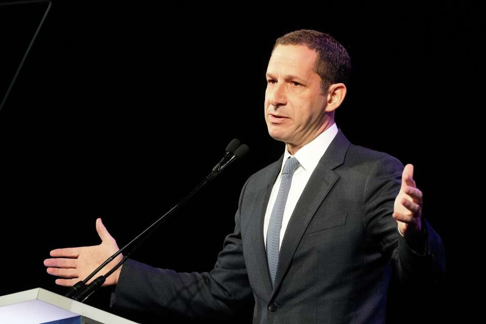 Two men attacked San Francisco mayor's bodyguards, authorities say