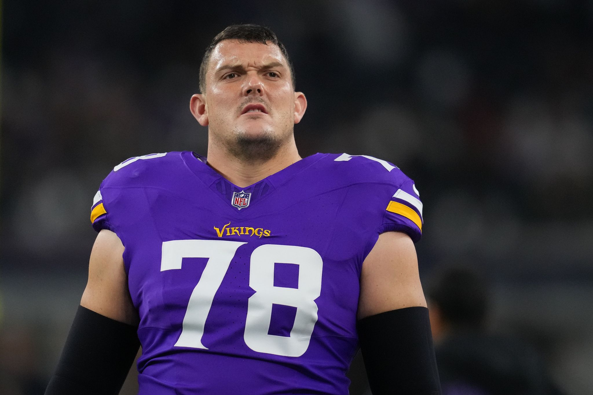 Vikings center Ryan Kelly announces his retirement after his concussion ...