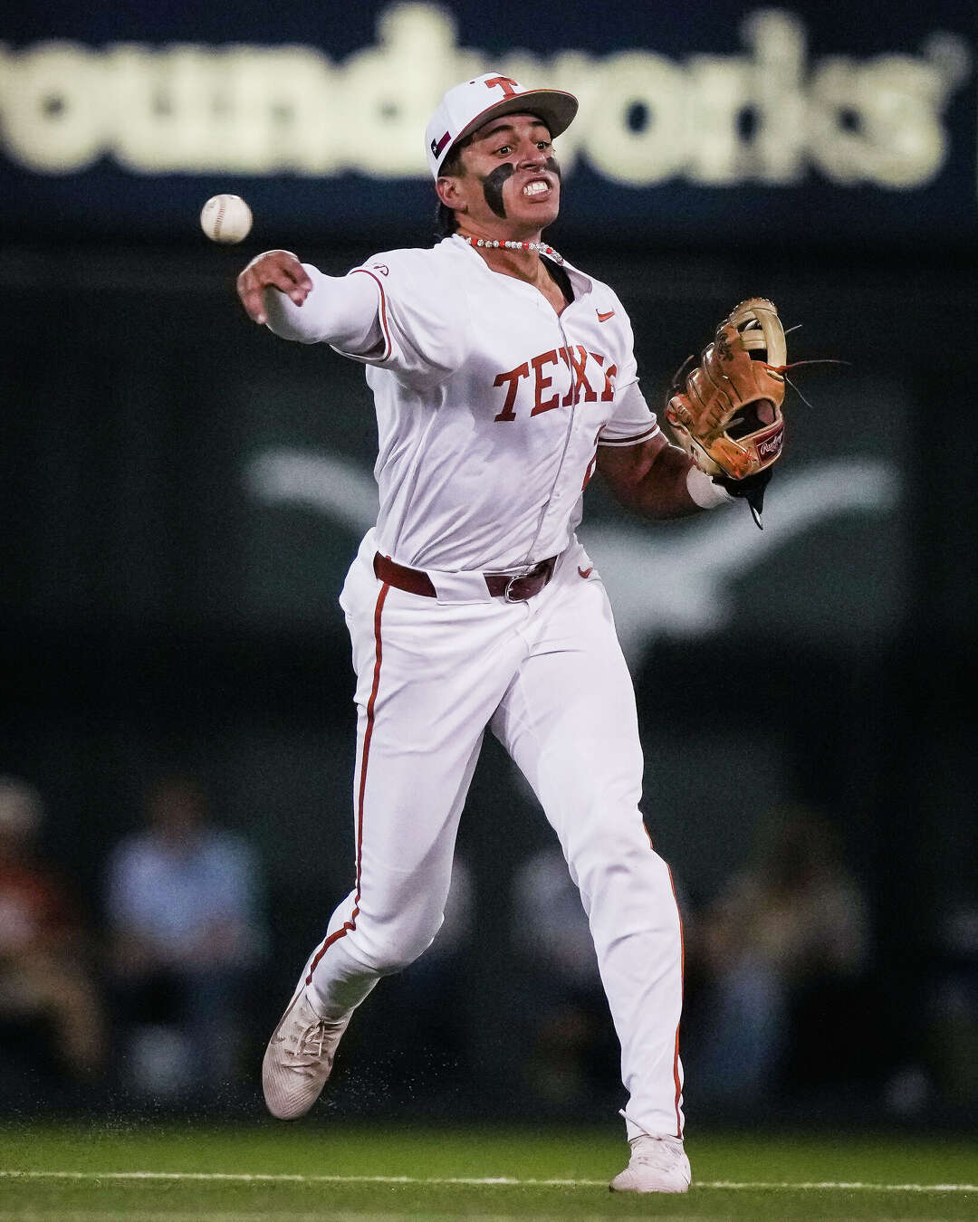 Texas Longhorns stay perfect, top USC Upstate: Highlights, Recap