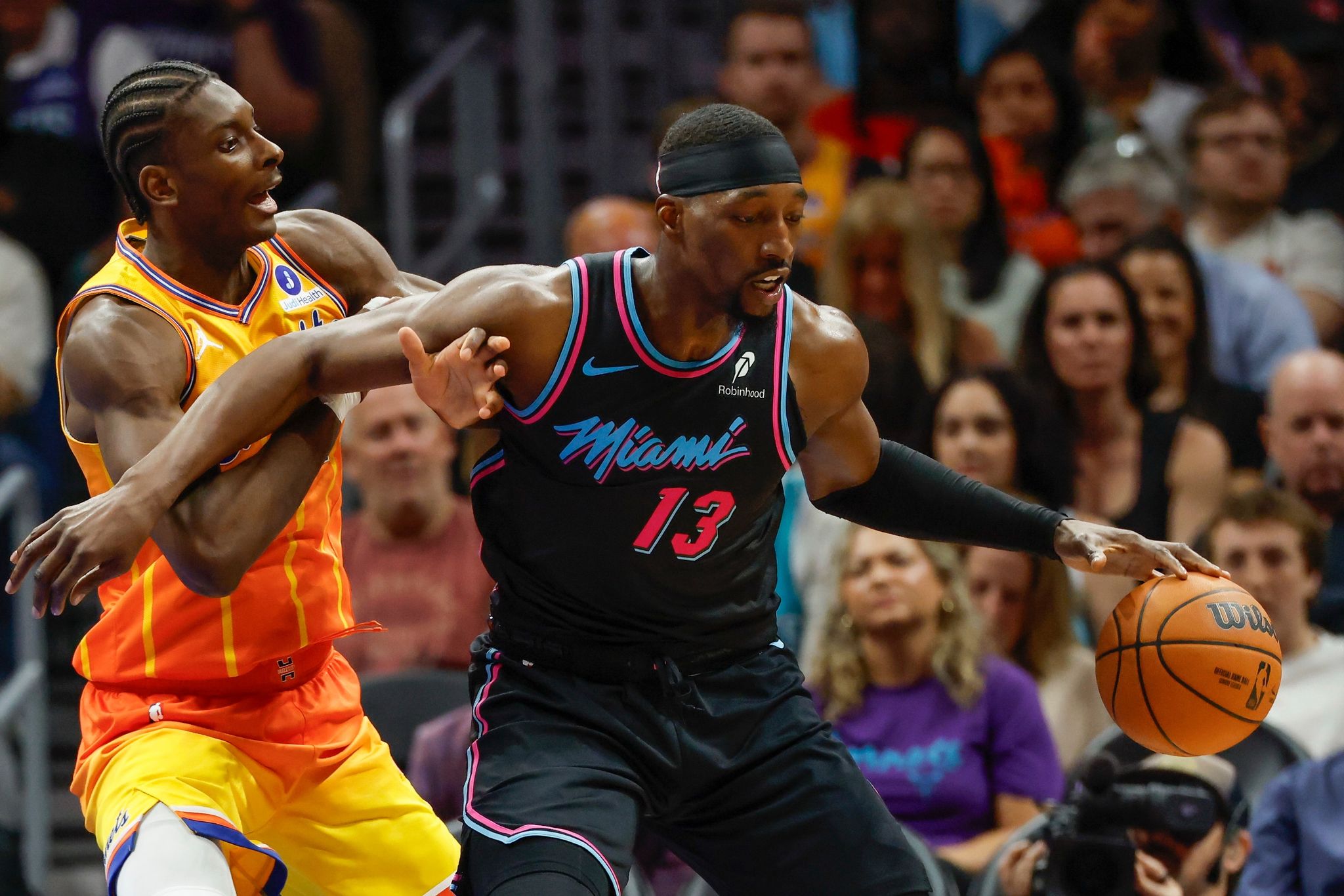 Heat stop Hornets' 6-game winning streak behind 33 points from Tyler Herro