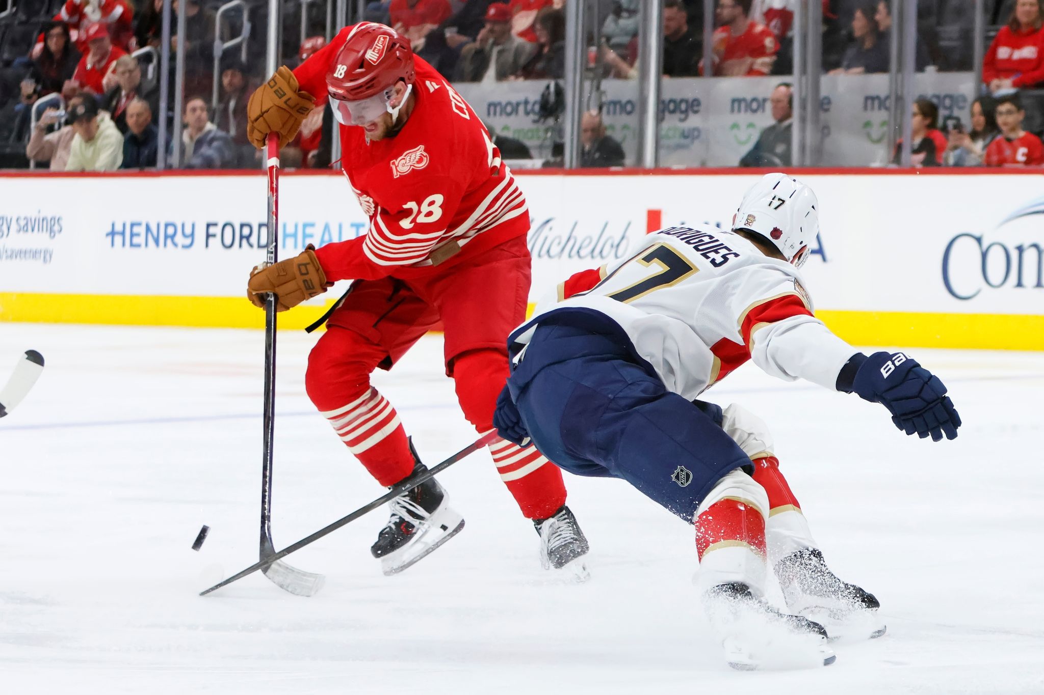 Matthew Tkachuk has hat trick, Panthers beat Red Wings 3-1 to end 4 ...
