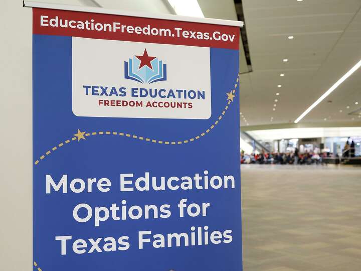 Texas school voucher application deadline extended by judge