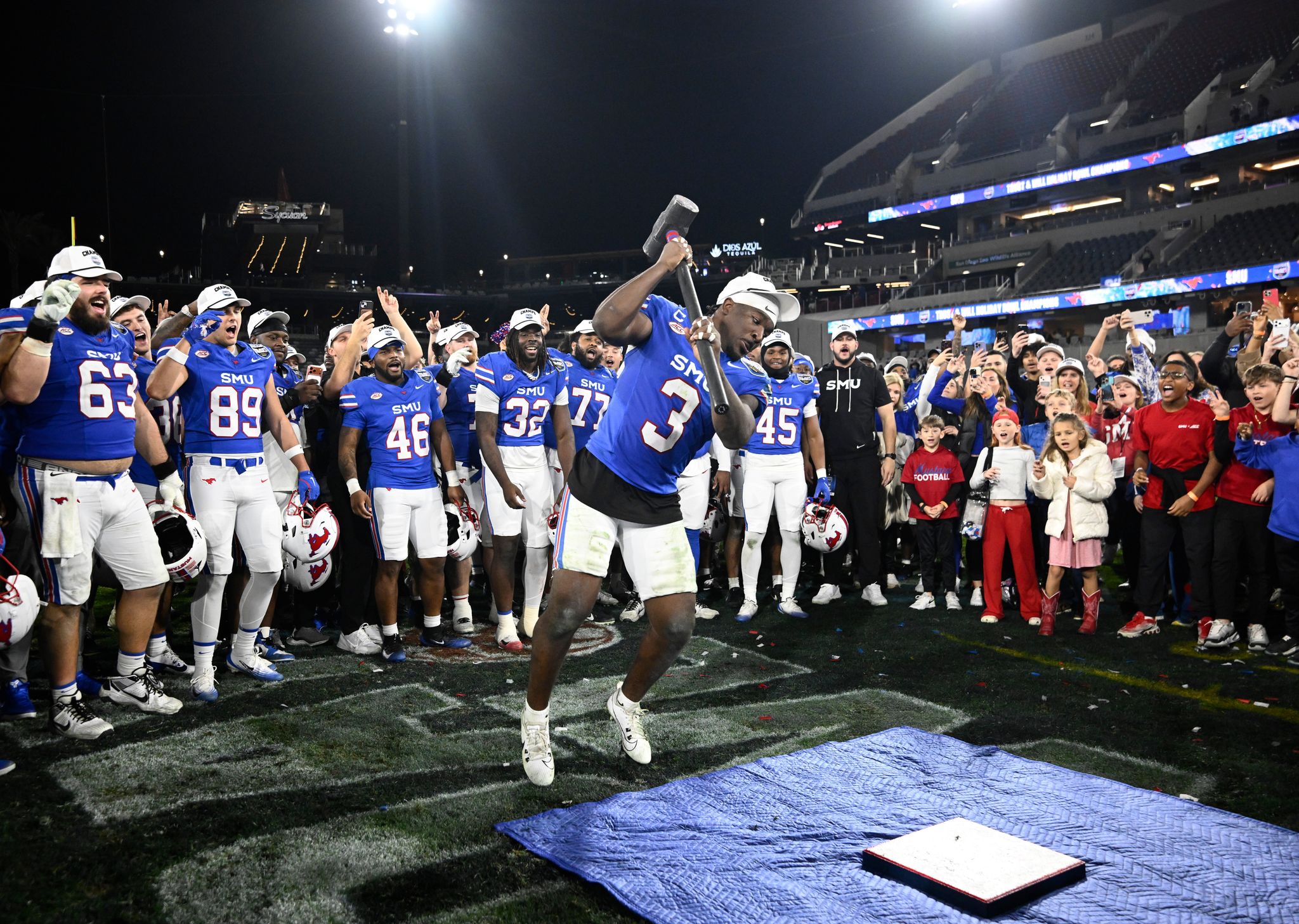 Opting in for Holiday Bowl pays off for SMU's Ahmaad Moses