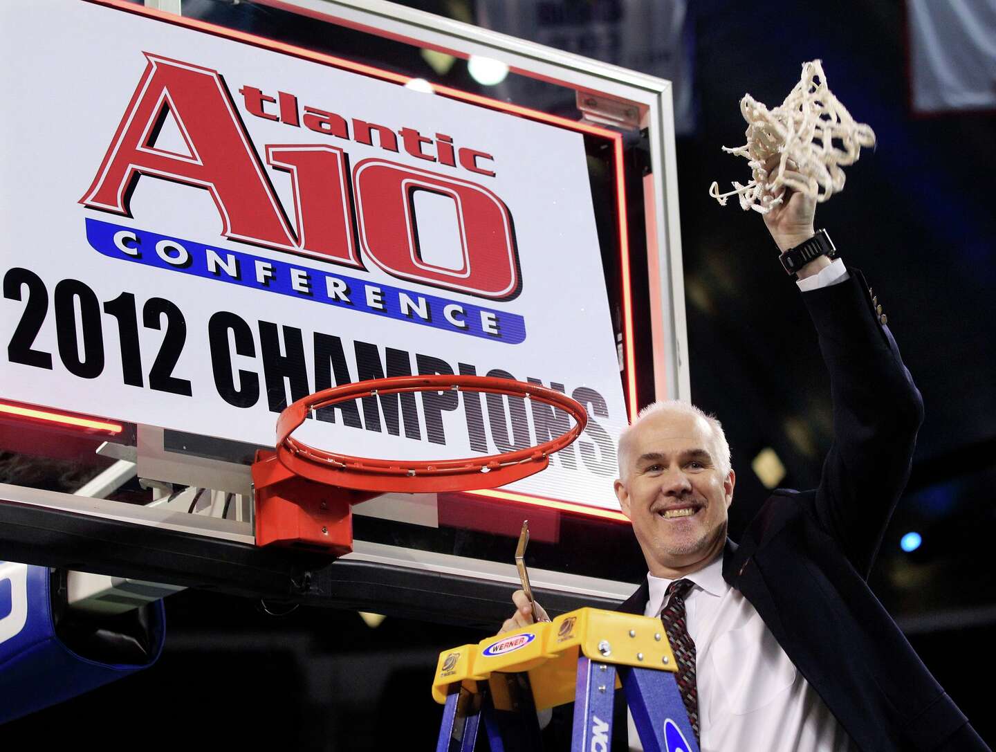 St. Bonaventure coach Mark Schmidt is retiring after 19 seasons