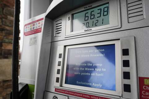 Connecticut gas prices rise as Iran war pushes oil past $100