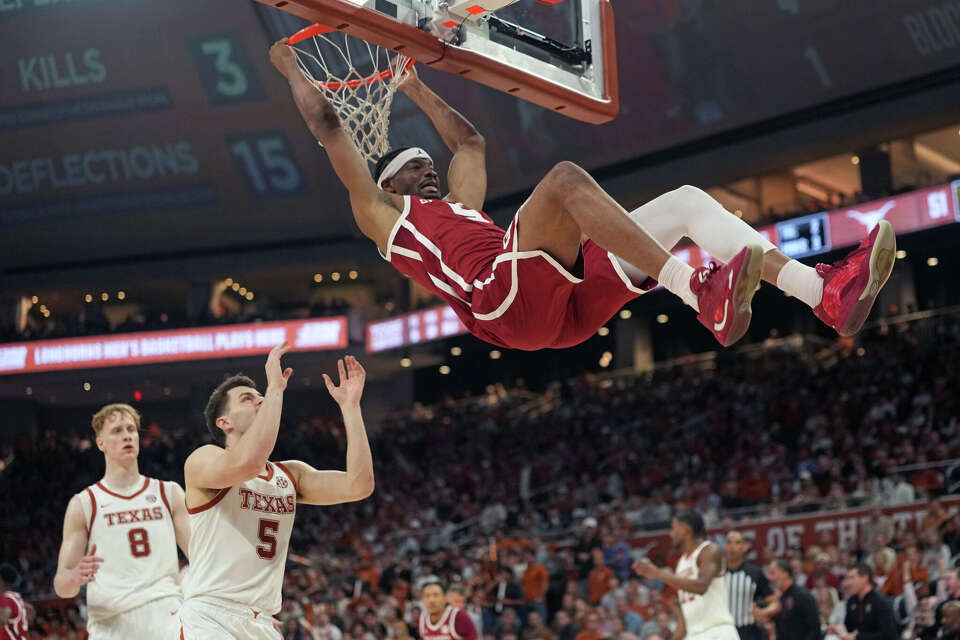 Texas basketball vs Oklahoma game score: Longhorns lose to Sooners