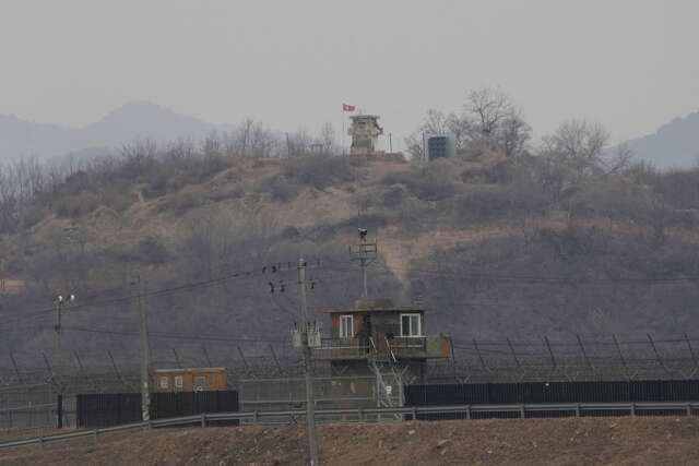 US begins large military drill with South Korea while waging war in the ...