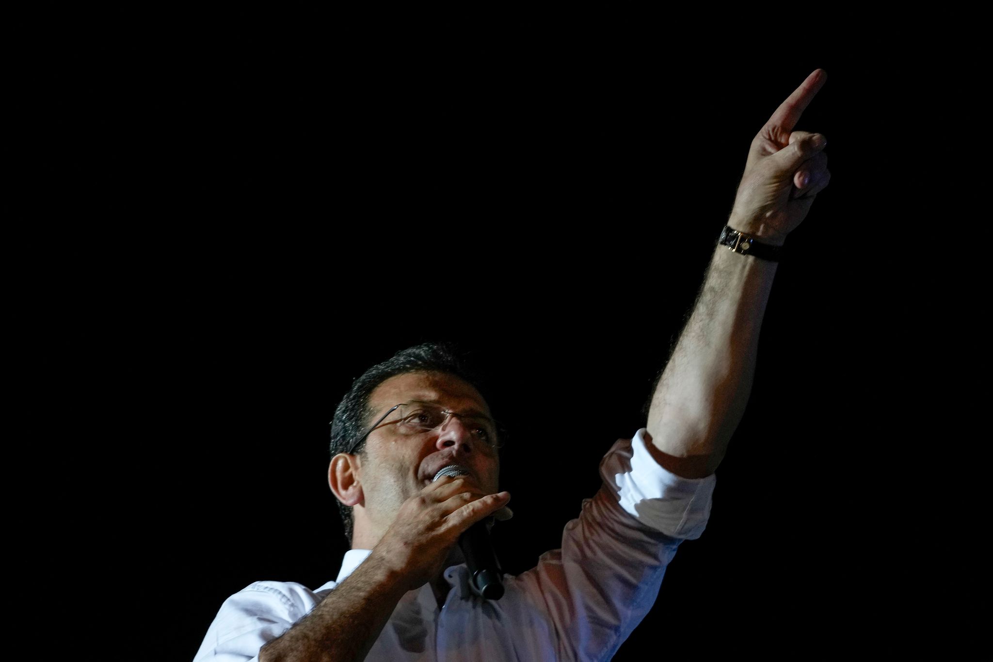 Jailed Istanbul mayor goes on trial in huge corruption case slammed by ...