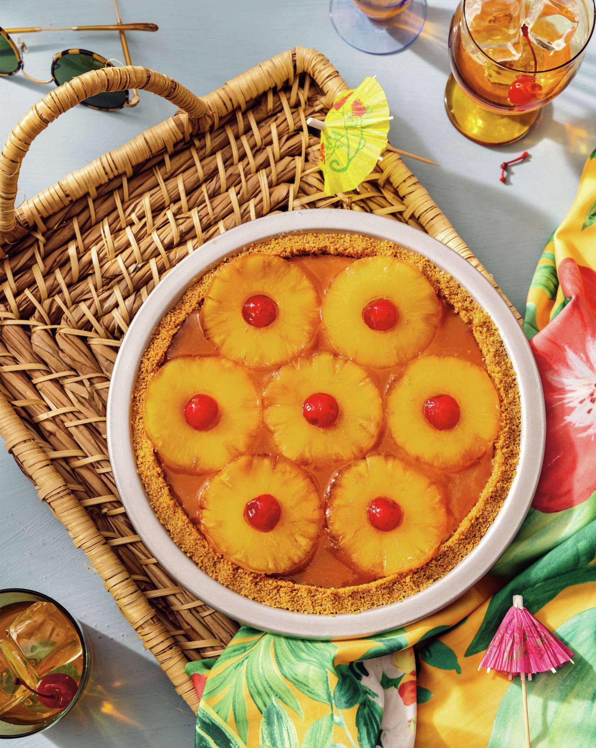 It's a little taste of Hawaii in a pie. Coconut custard meets pineapple ...