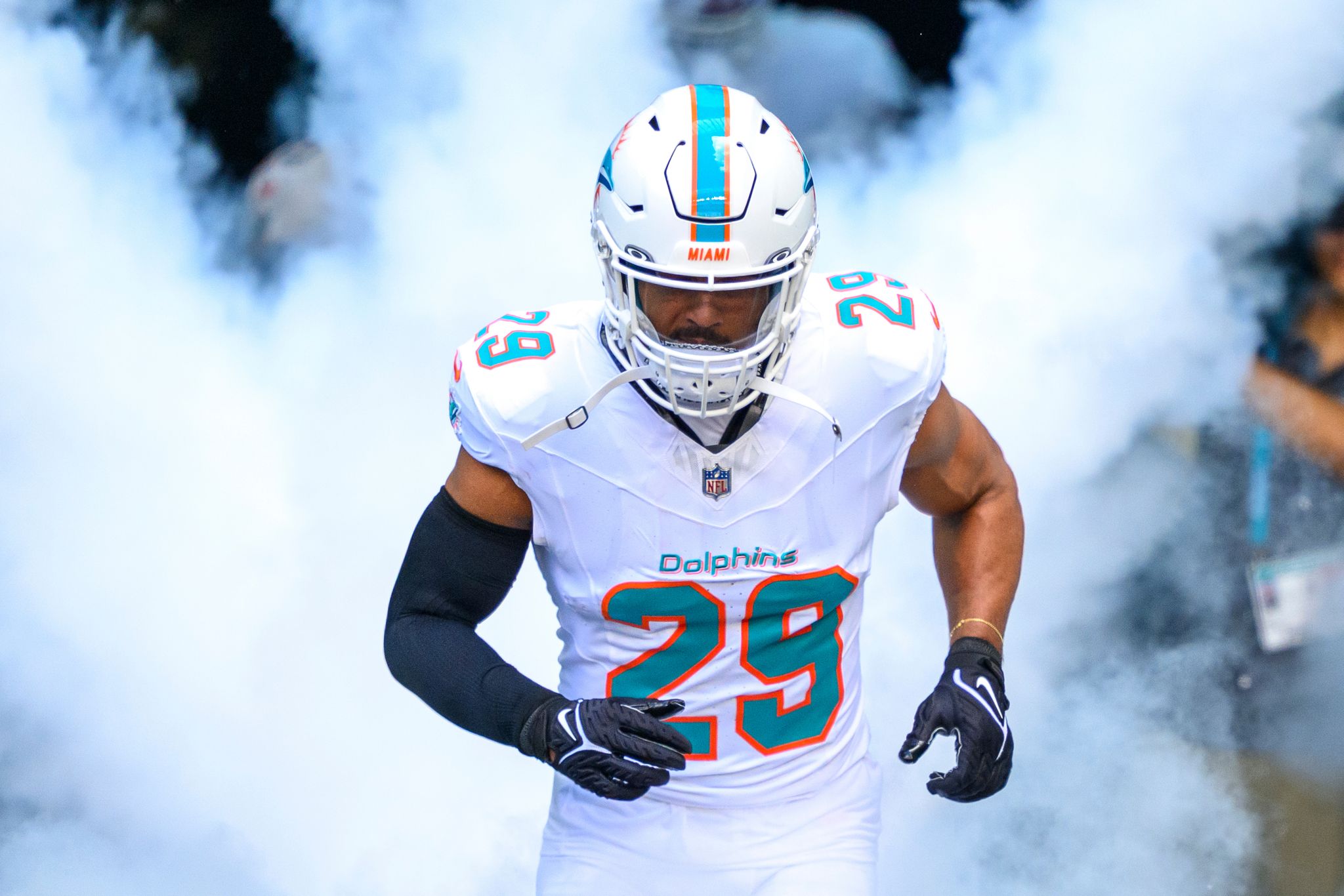 Demario Davis, David Onyemata and Minkah Fitzpatrick having reunions of ...