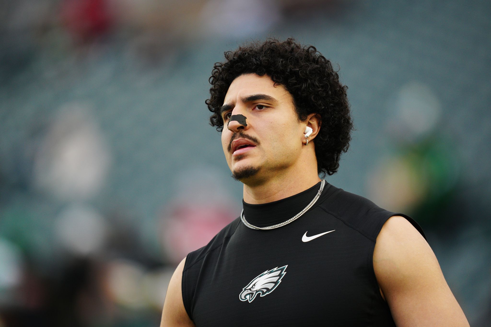 Jaelan Phillips and Devin Lloyd agree to deals with Panthers, AP ...