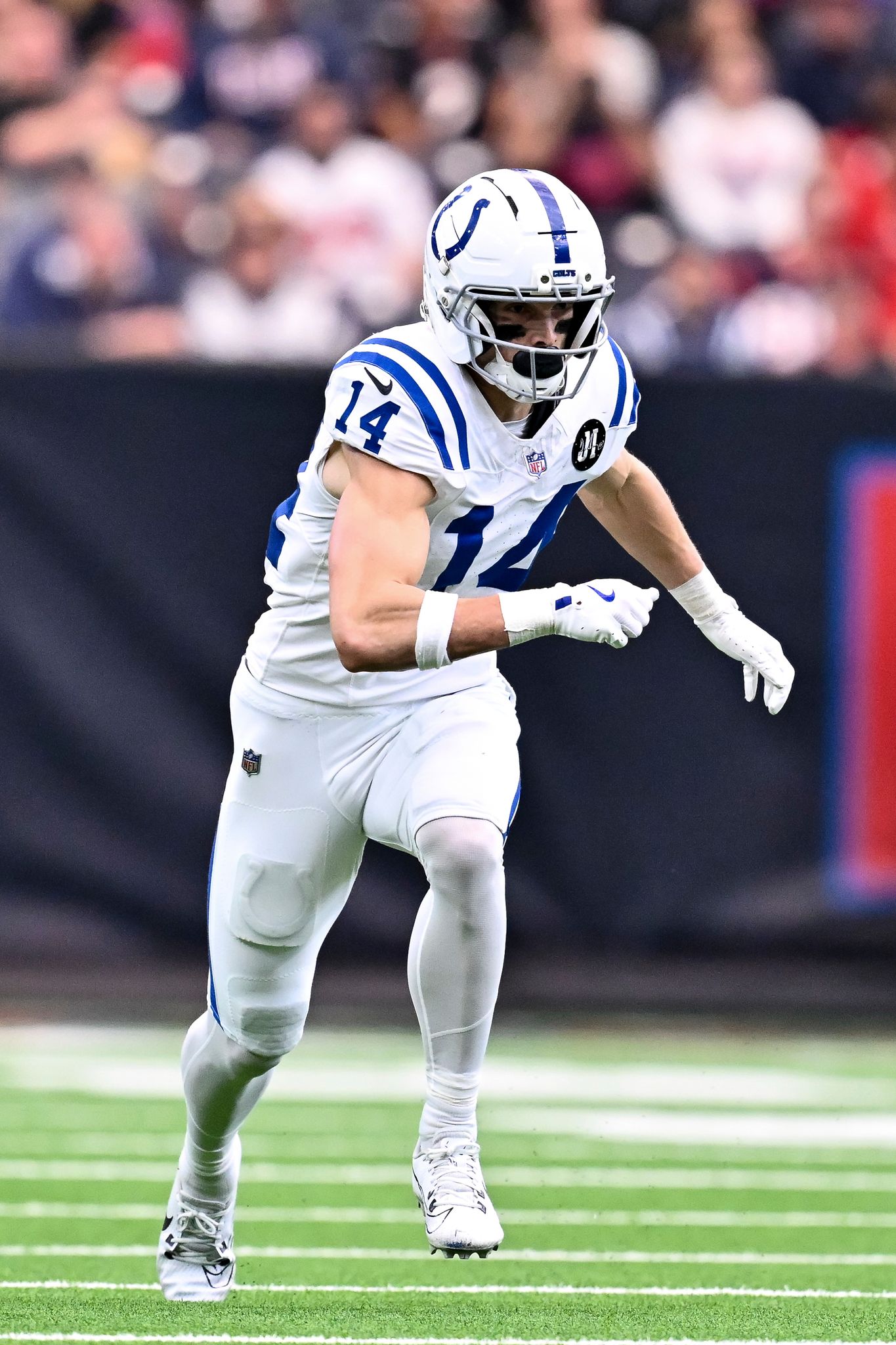 Colts reach 4-year, $116 million deal to keep WR Alec Pierce, AP source ...