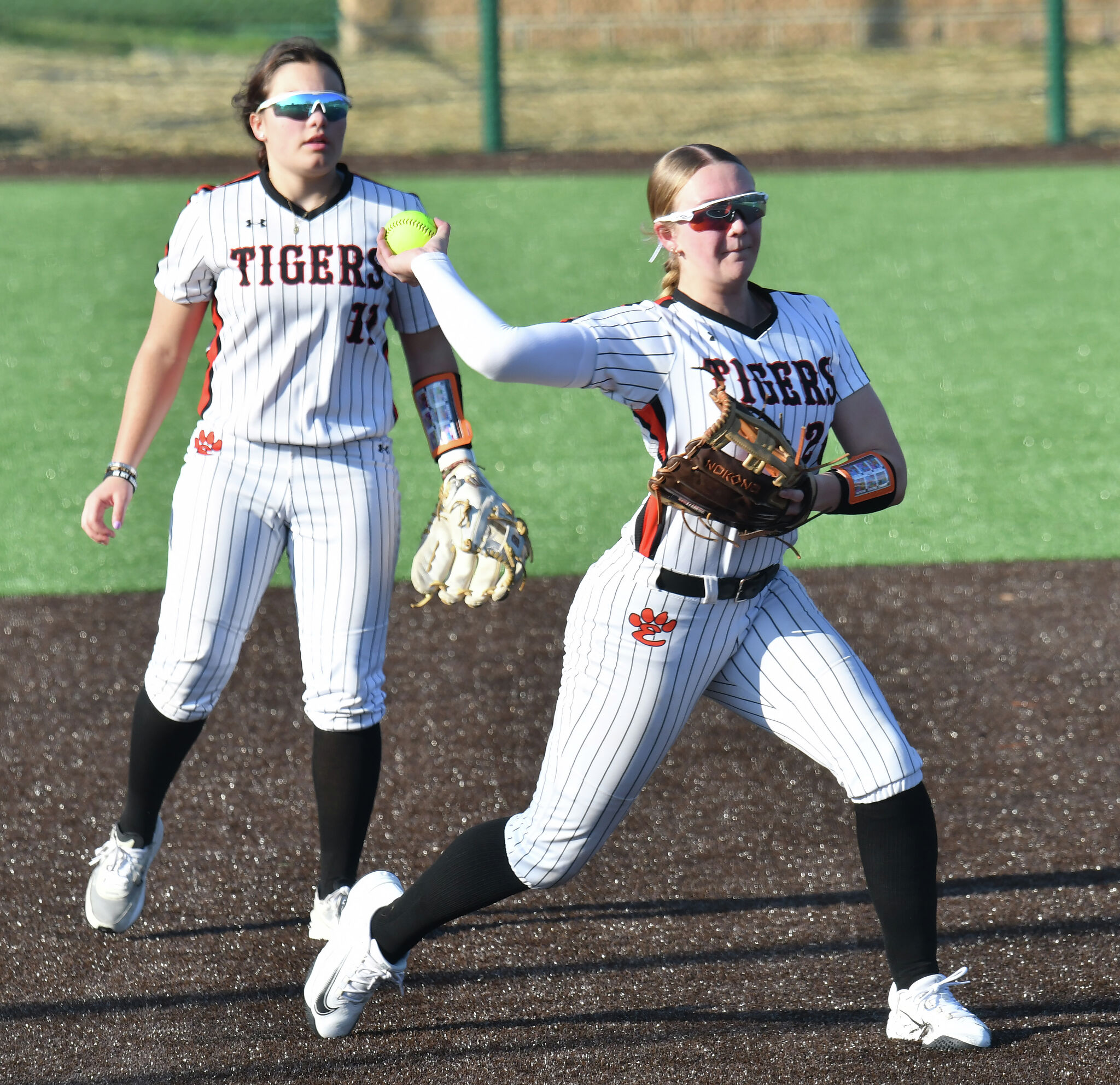Edwardsville softball tops Red Bud after losing to Breese Central