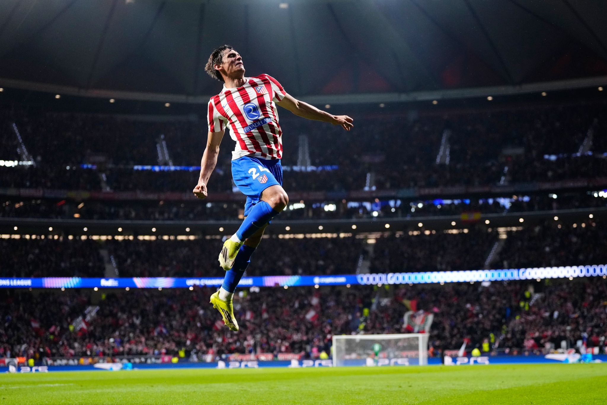 Bayern Munich and Atletico Madrid win big in Champions League ...
