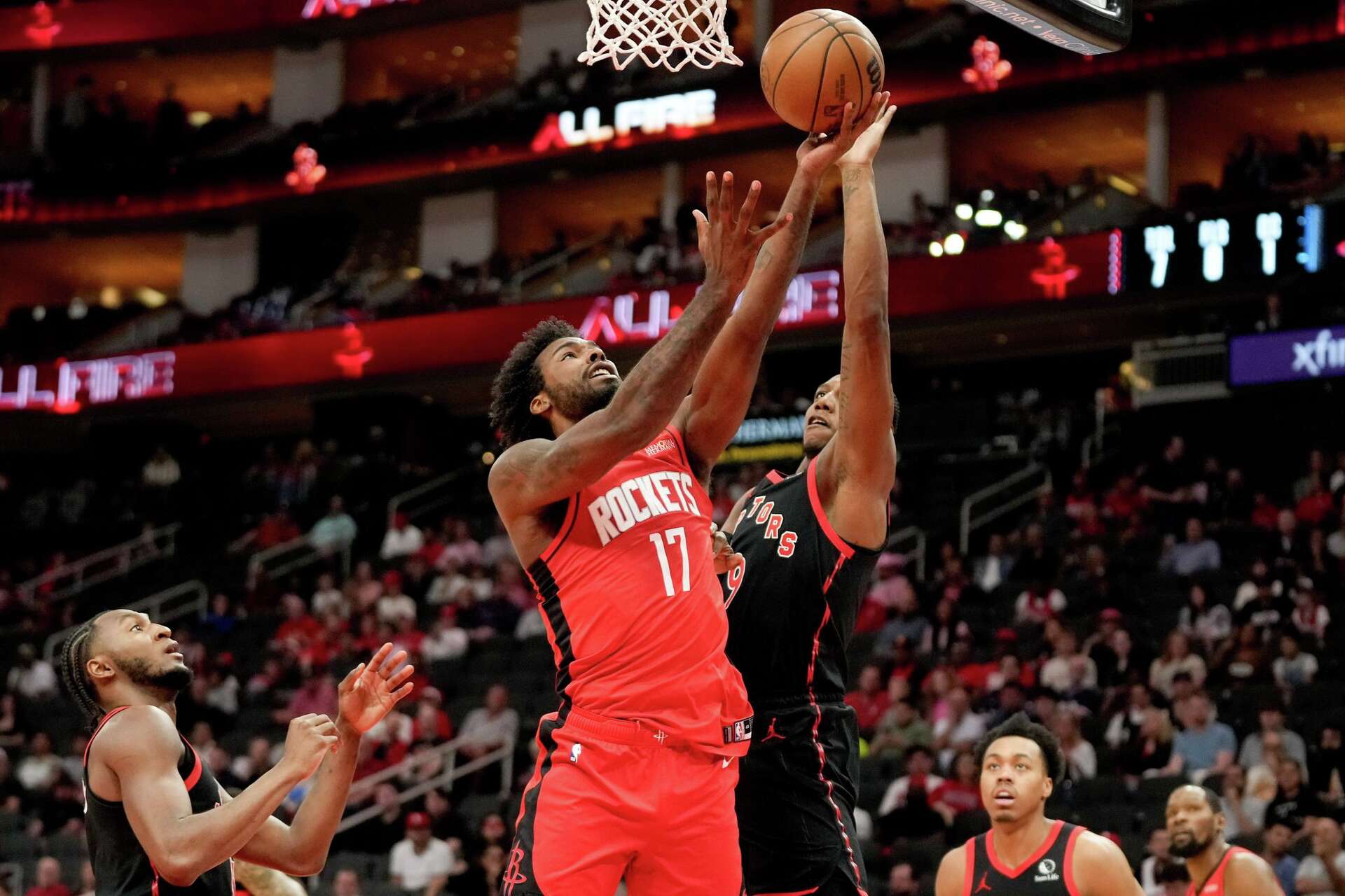 Houston Rockets bounce back, defeat Toronto Raptors