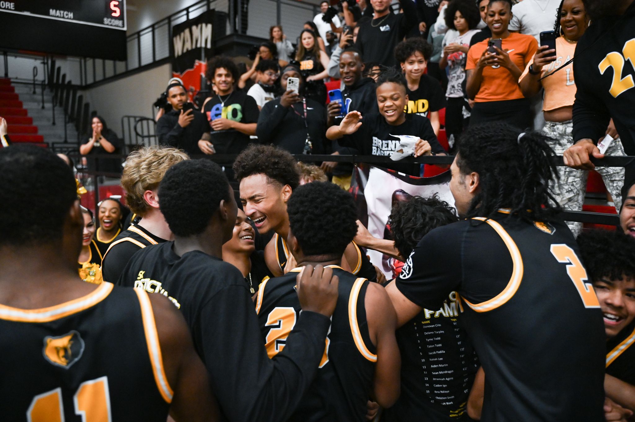 Brennan faces North Crowley in UIL boys basketball state championship