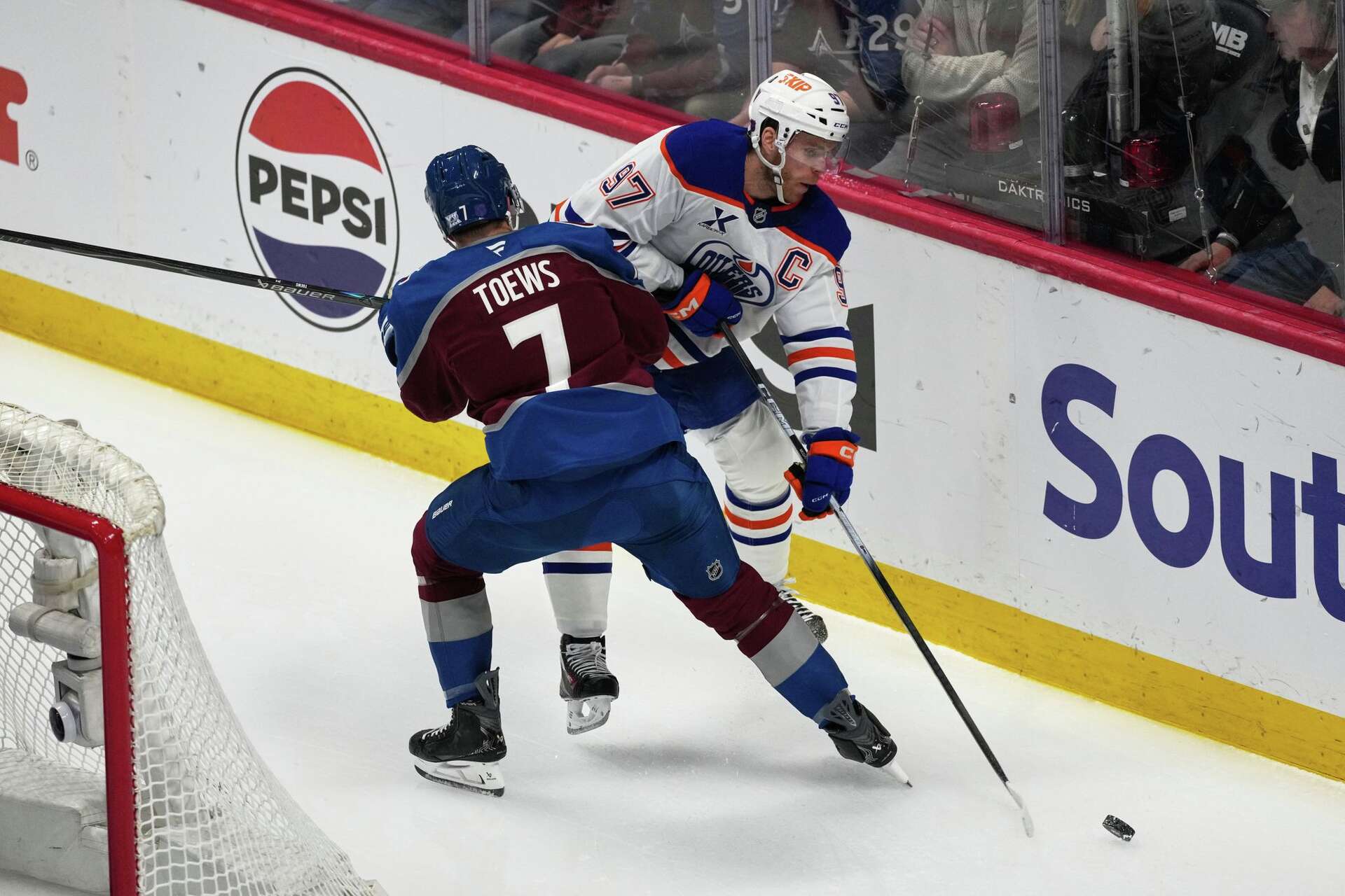 McDavid’s late power-play winner lifts the Oilers past the Avalanche 4-3