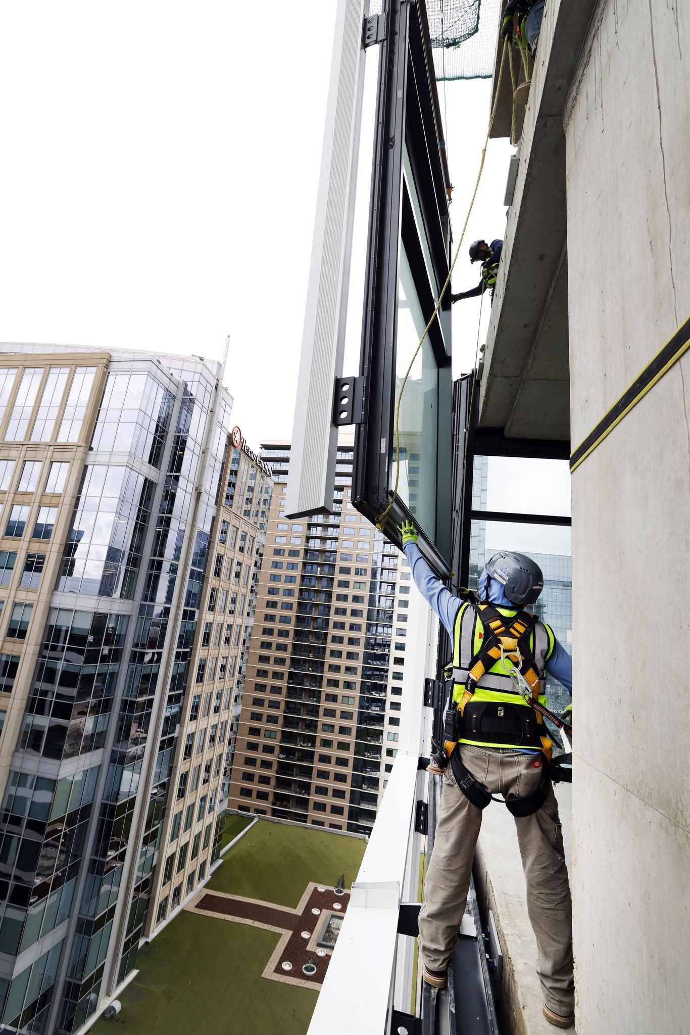 Sneak peek at Dallas' $433M Bank of America Tower at Parkside