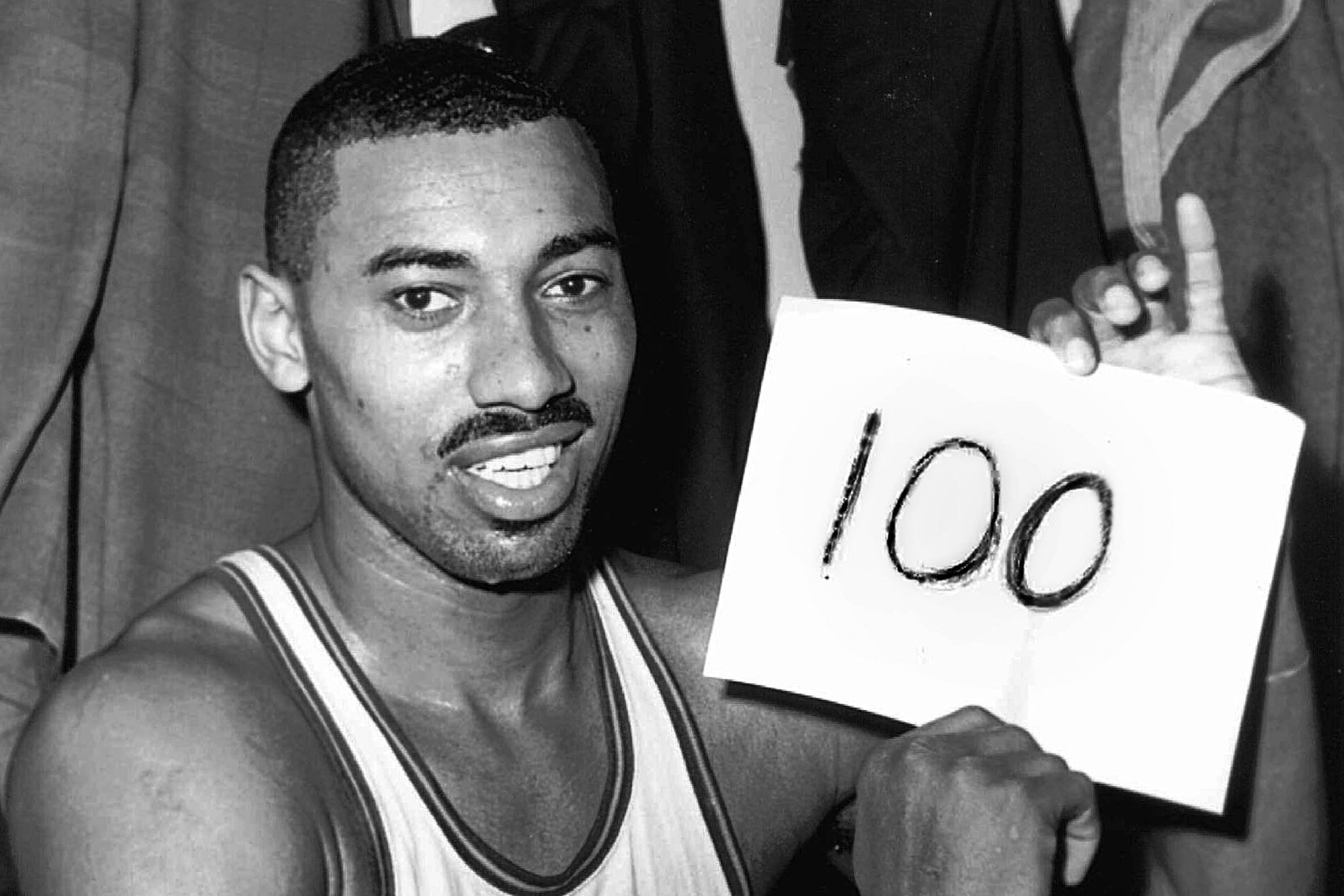 Wilt Chamberlain's friends, family root for today's NBA stars to ...