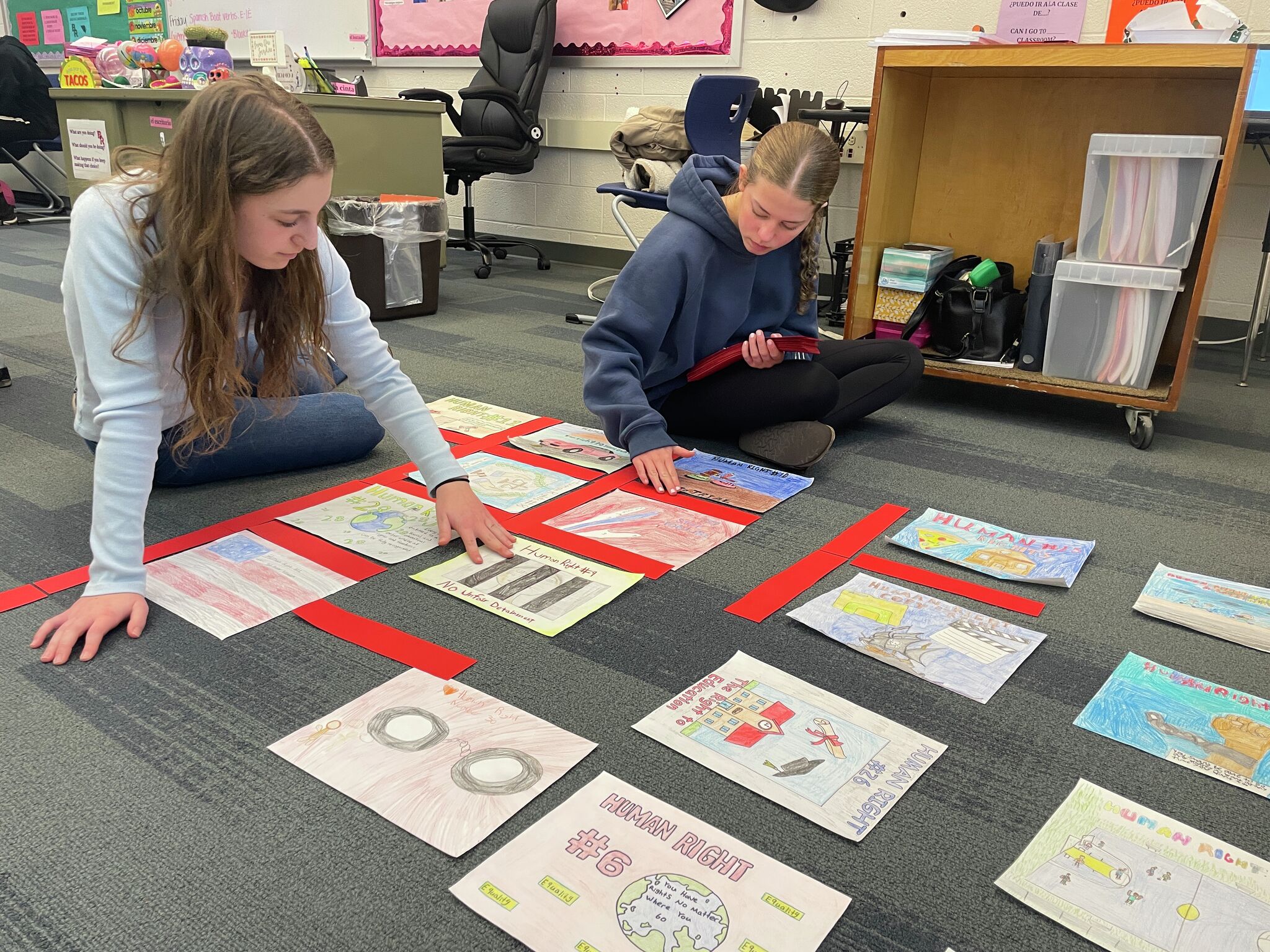 Big Rapids Middle School students create human rights quilt
