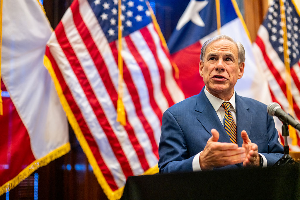 Abbott to Corpus Christi: Time's up on water crisis inaction