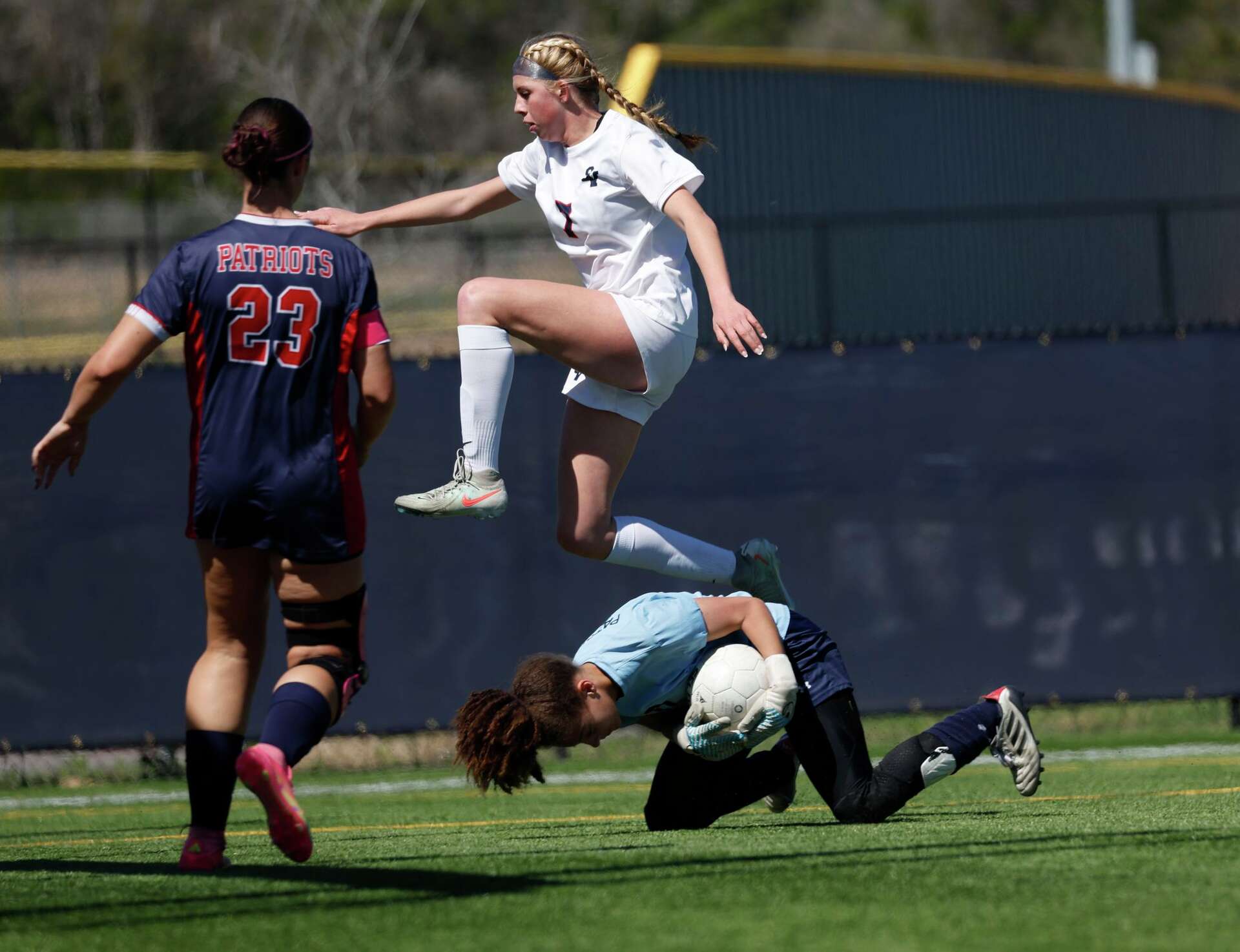 Smithson Valley girls soccer goes for state title and perfect season