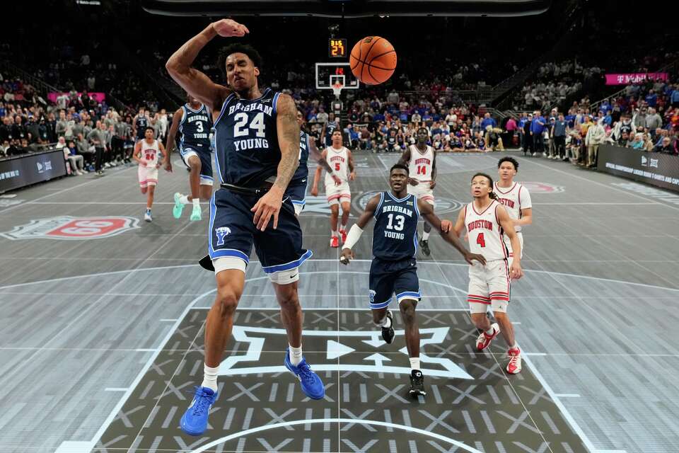 Houston basketball: Cougars get past BYU to open Big 12 tournament