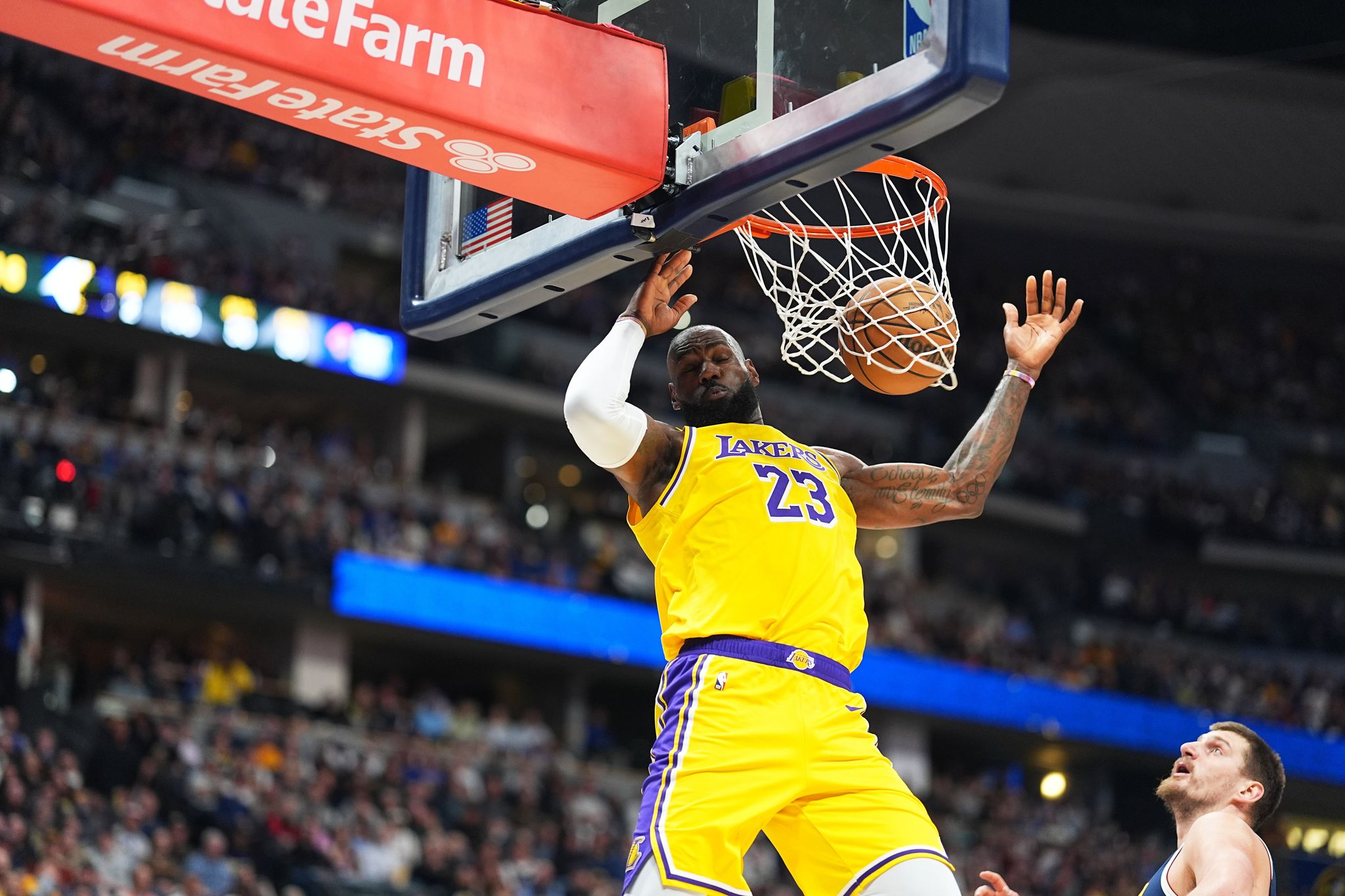 LeBron James returns for Lakers after missing past 3 games because of ...