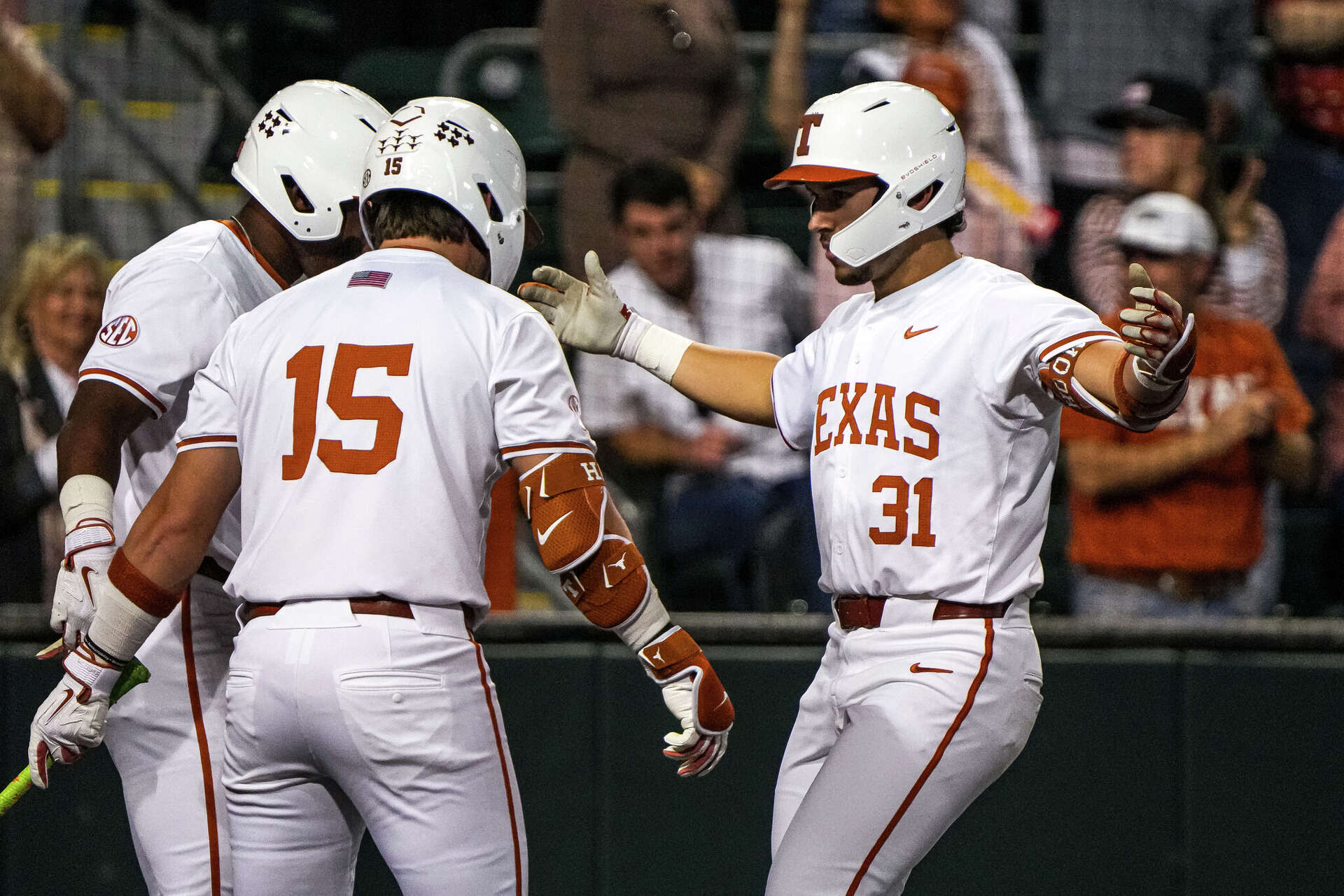 Texas vs Tennessee: Longhorns earn 1,500th conference win in victory