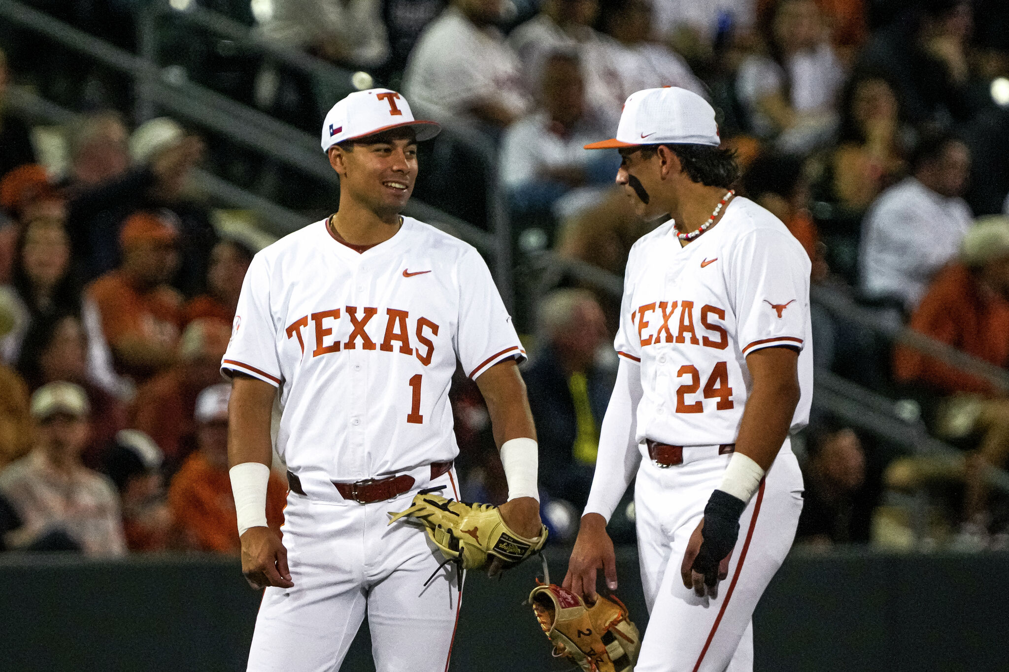 Texas baseball loses to Houston on Tuesday: Replay, highlights