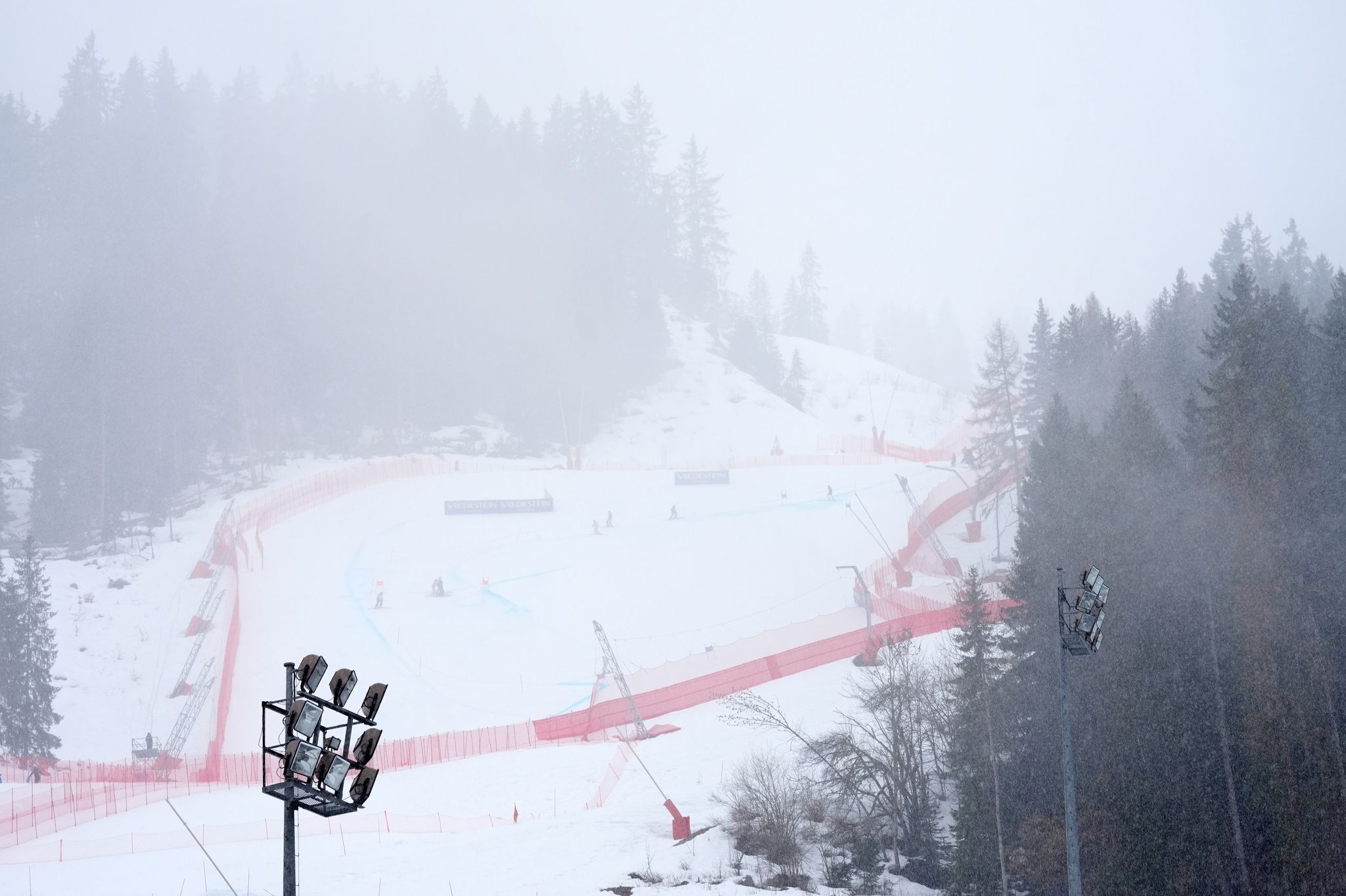 Snowfall, fog force cancellation of men's World Cup super-G. Odermatt ...